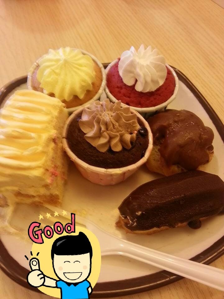 Sakura International Buffet Restaurant in Pasir Ris Singapore ...