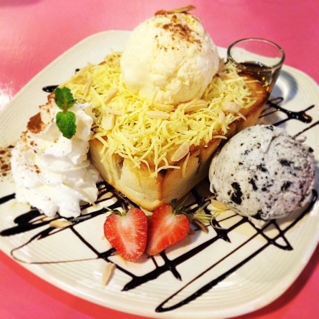 Double cheese honey toast - Mr.Toast's photo in Chang Phueak Chiang Mai ...