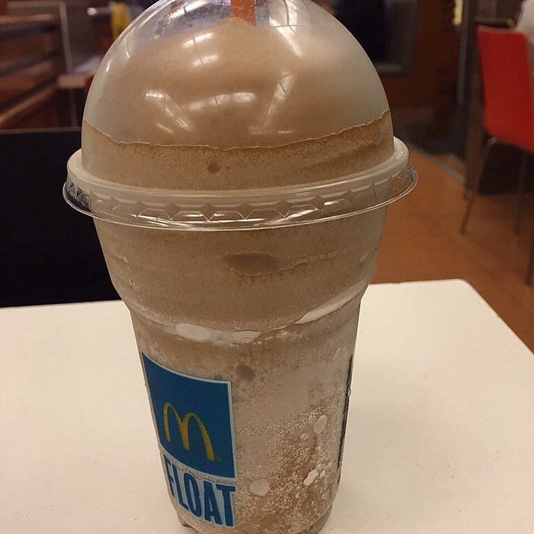 Mc Float - รูปภาพร้าน McDonald's (แมคโดนัลด์) ใน จตุจักร กรุงเทพและ ...